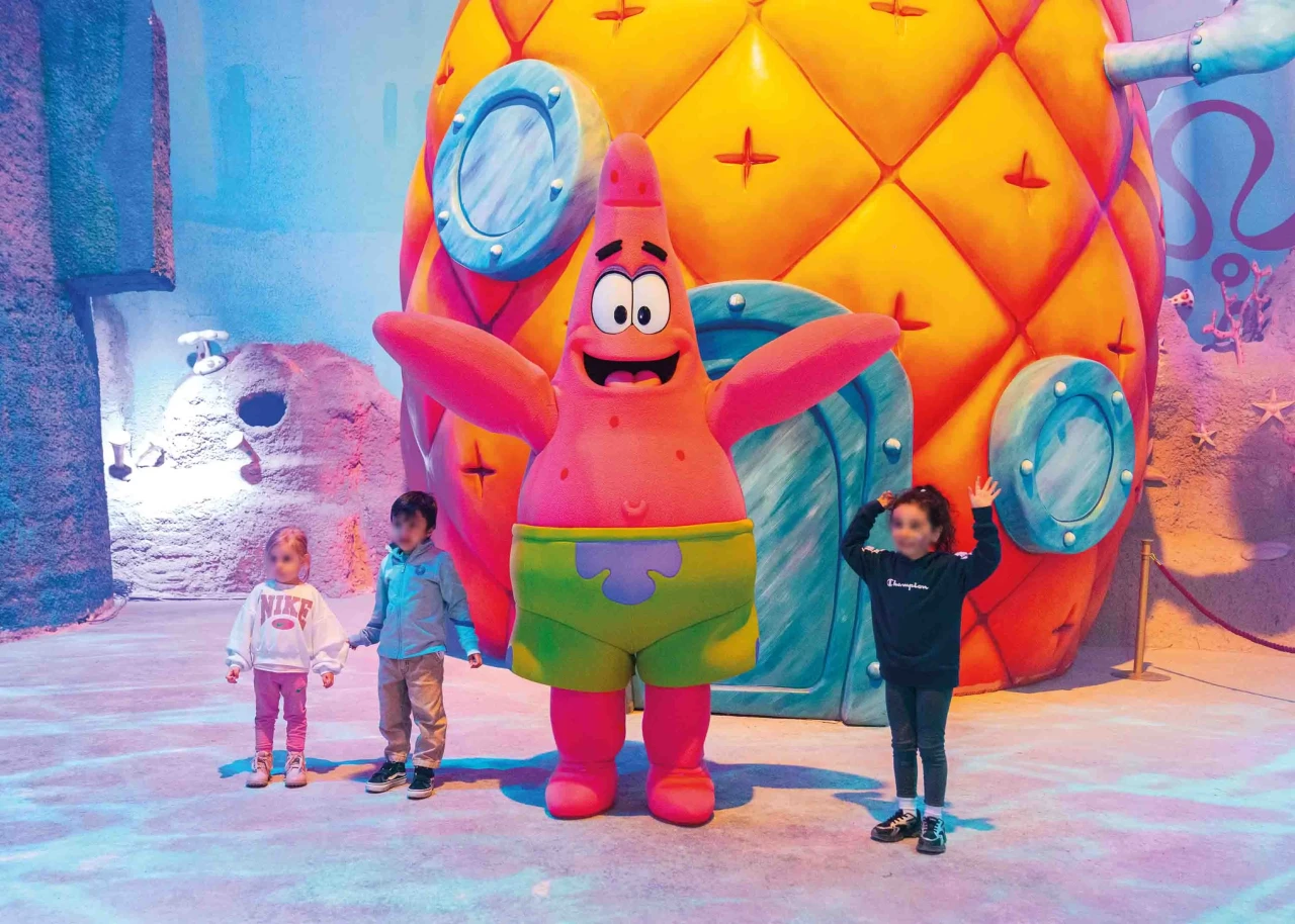 Meet-and-Greet with SpongeBob and Friends